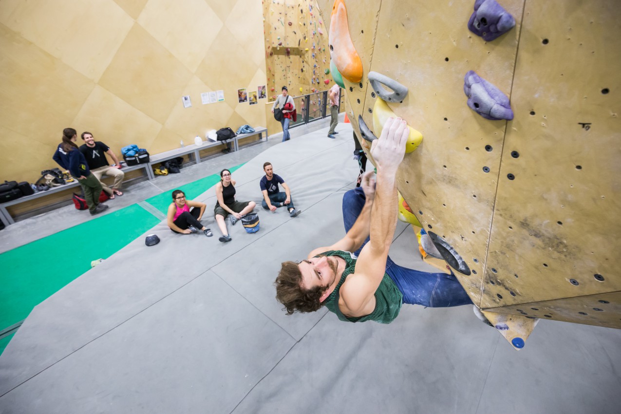 Adult Development Teams - Calgary Climbing Centre